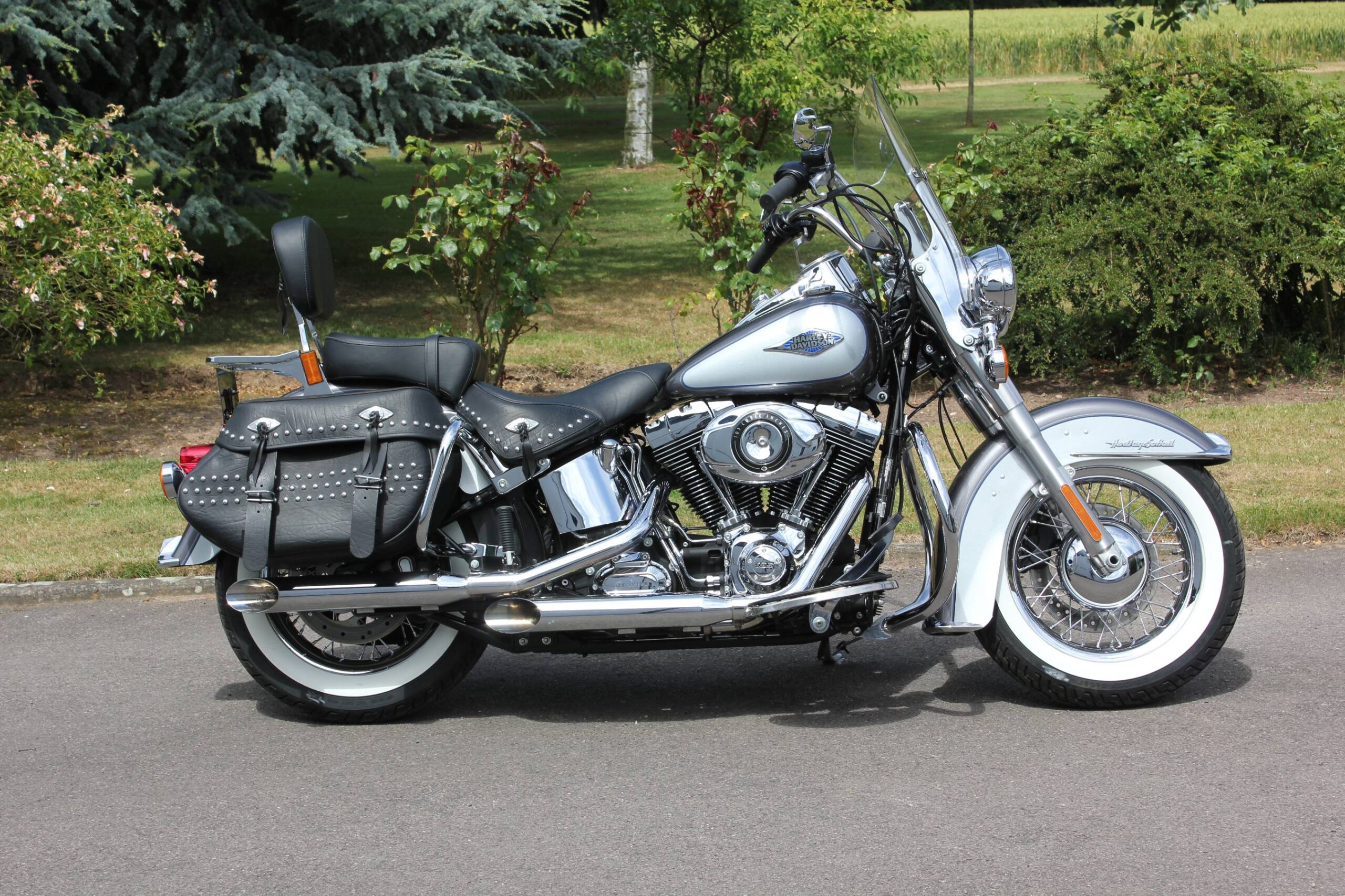 Harley Heritage Classic FLSTC 103 STC ABS - Shmoo Automotive