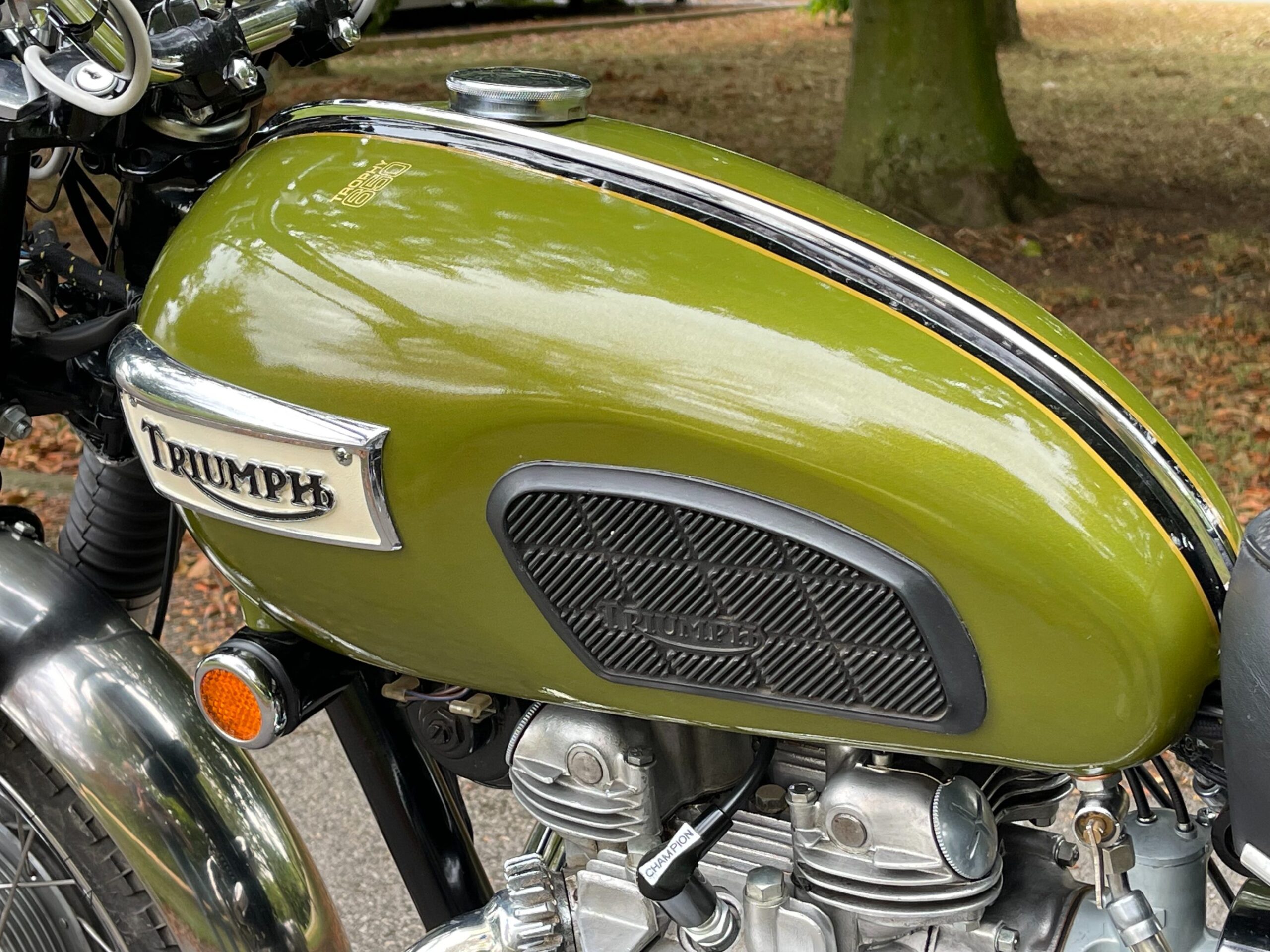 Triumph TR6c - Trophy Special - Desert Sled - 1970 - Harvest Gold ...