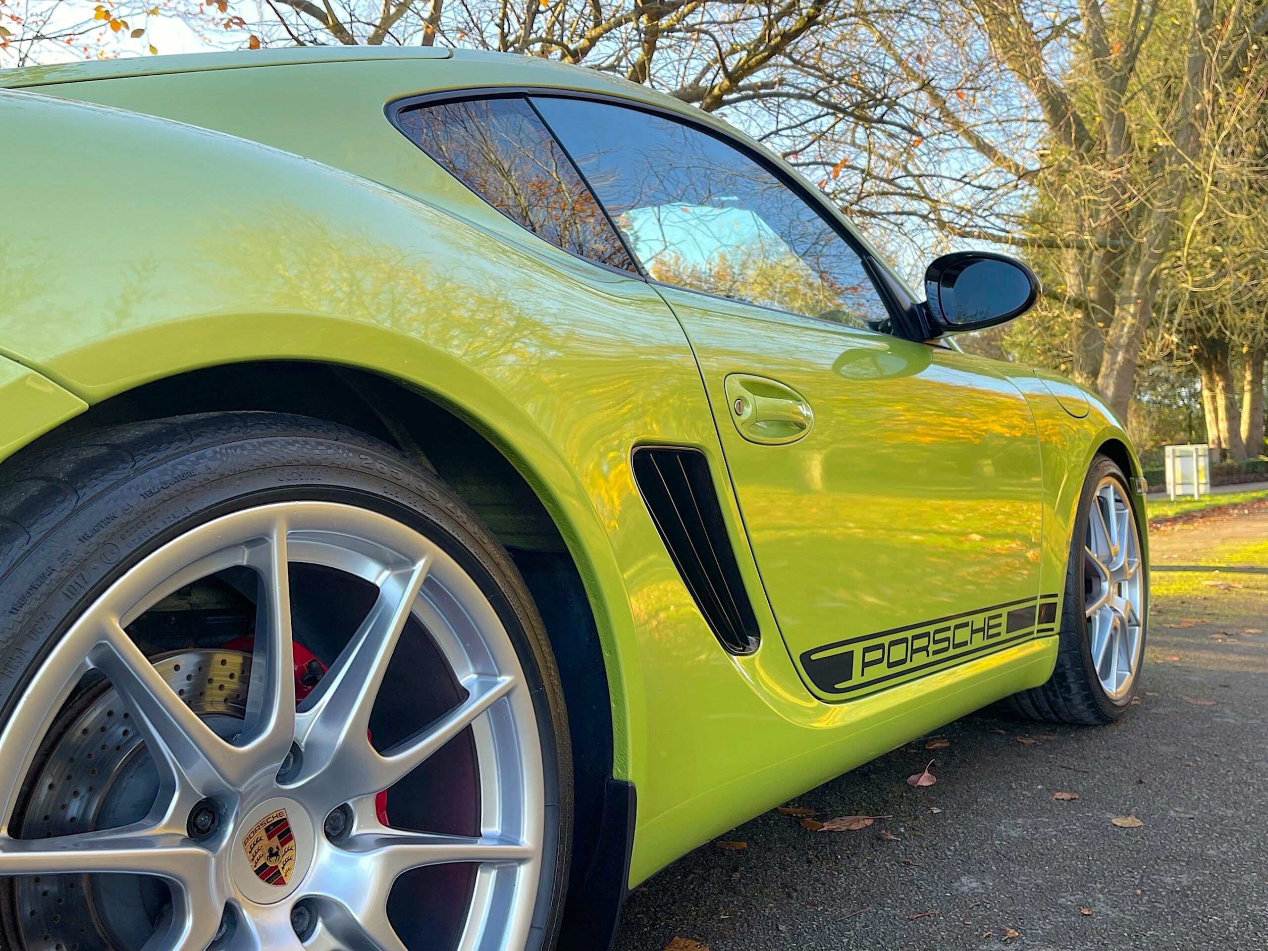 Porsche Cayman R - PDK - Peridot Green - Shmoo Automotive