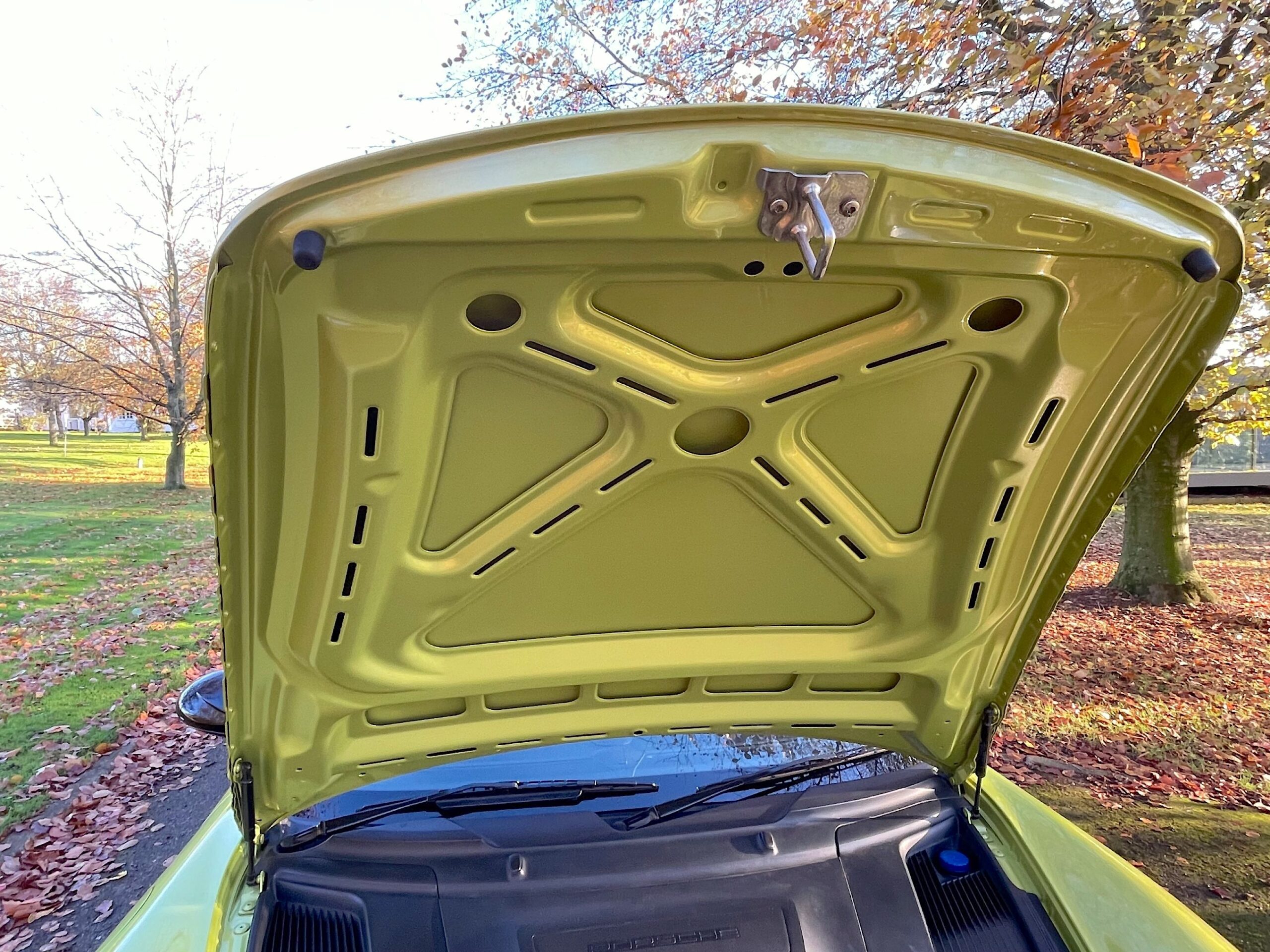 Porsche Cayman R - PDK - Peridot Green - Shmoo Automotive