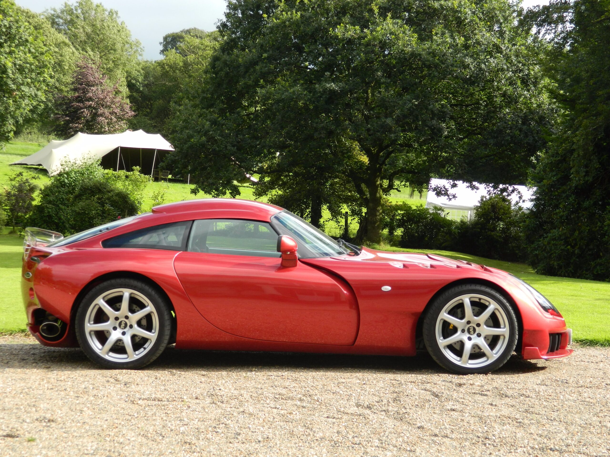 2005 TVR Sagaris - Red Glow Pearl - Black Hide - 9,800 miles. - Shmoo ...