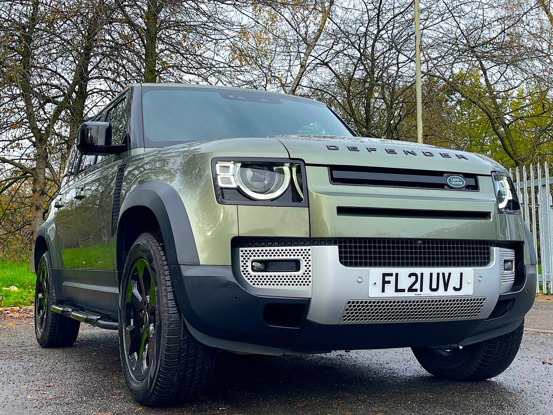 Land Rover Defender 110 Hardtop - D250 3.0 SE - Auto (+VAT) - Shmoo ...