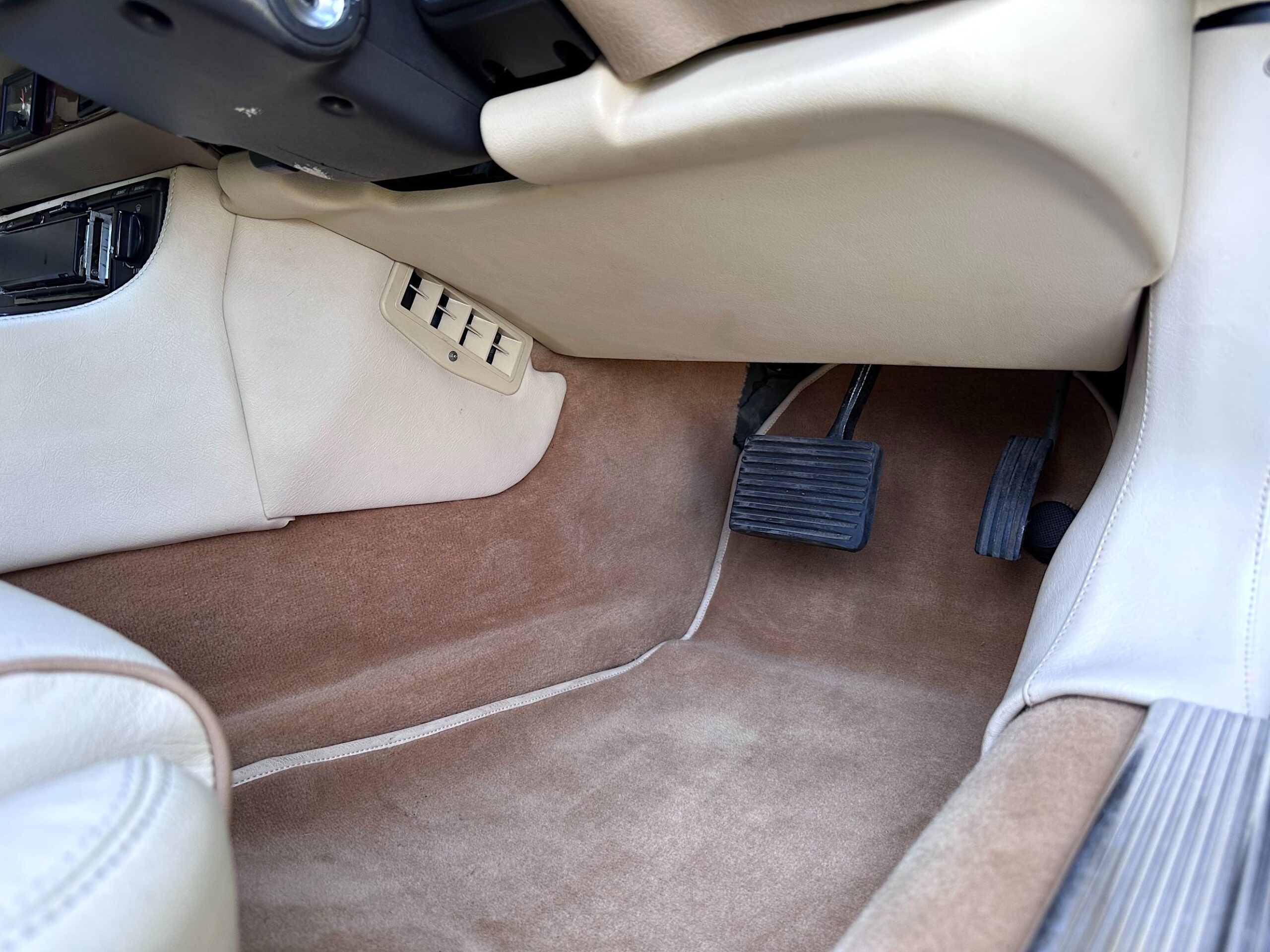 Jaguar XJS 4.0 Celebration - Retro-mod - Shmoo Automotive